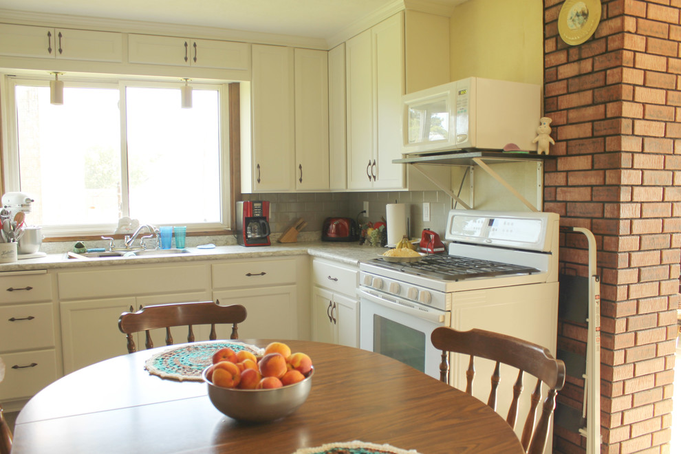 Rice Lake Farmhouse Kitchen - Traditional - Kitchen - Minneapolis - by ...