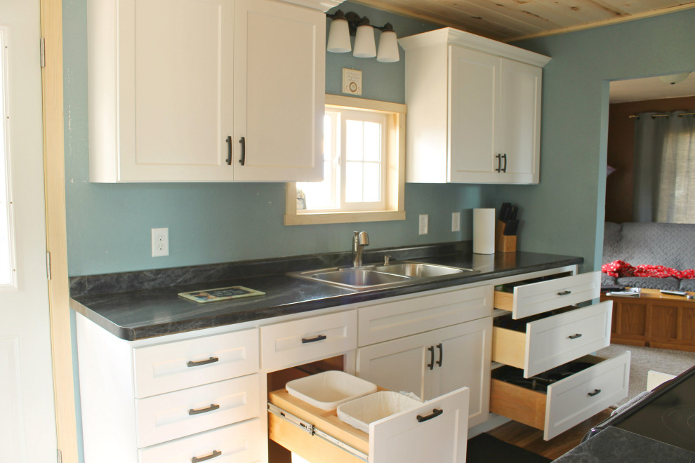 Rice Lake Kitchen Updated - Modern - Kitchen - Minneapolis - by Kitchen ...