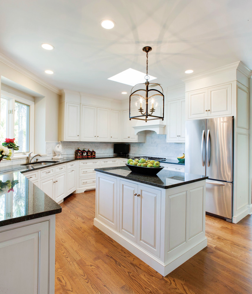 Right at Home with Traditional Kitchen Cabinets - Traditional - Kitchen ...