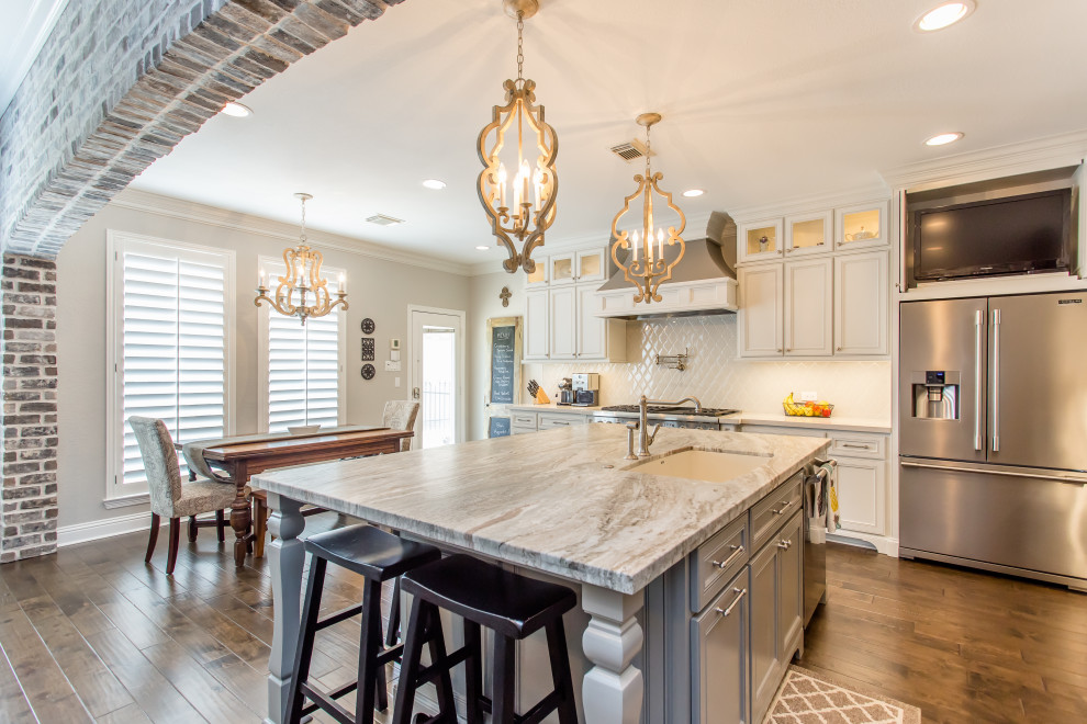Rita Elliot Kitchen - Transitional - Kitchen - Houston - by Brickhouse Construction, LLC | Houzz