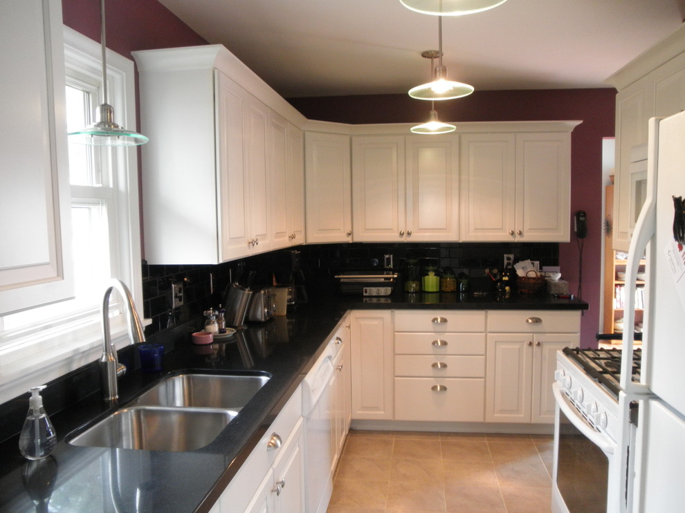 Roberts Kitchen - Traditional - Kitchen - Minneapolis - by Brynne ...