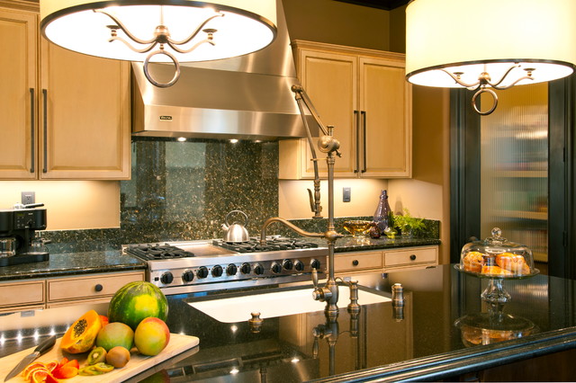 Robeson Design Kitchen Approved Used Kitchen, Robinson & Cornish