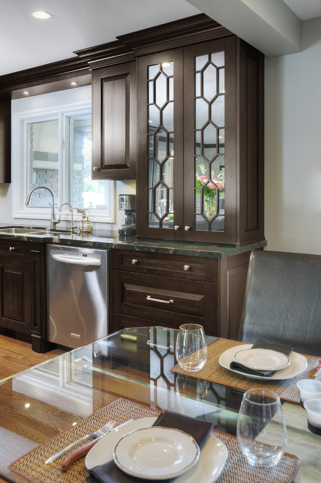 Robust Kitchen in London (1631) - Traditional - Kitchen - Toronto - by ...