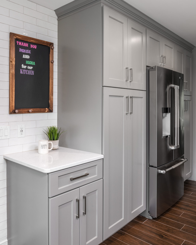 Robyn Park Kitchen - Transitional - Kitchen - St Louis - by Detailed ...