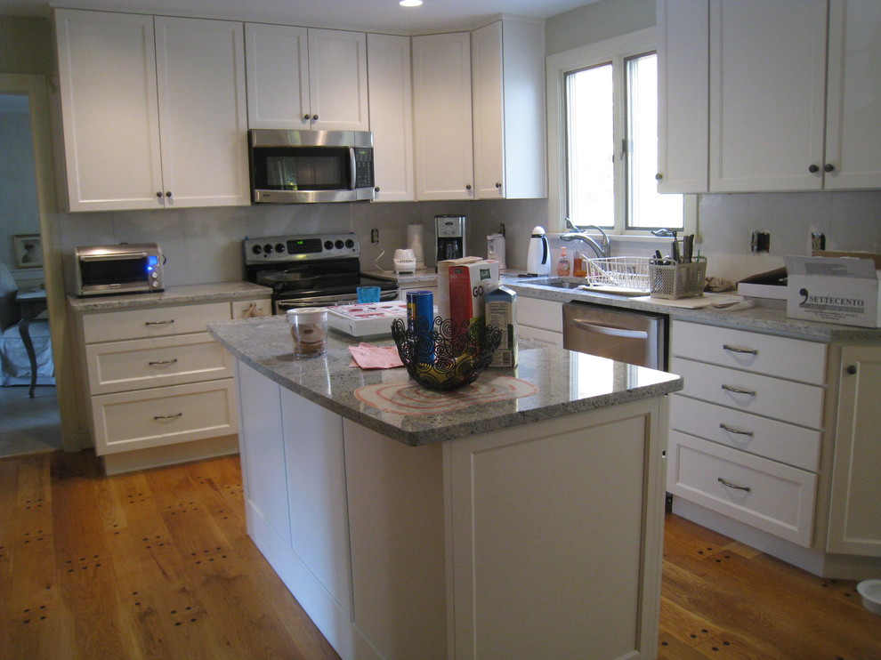 Robyn's nest in Newton, MA - Modern - Kitchen - Boston - by Carrig ...