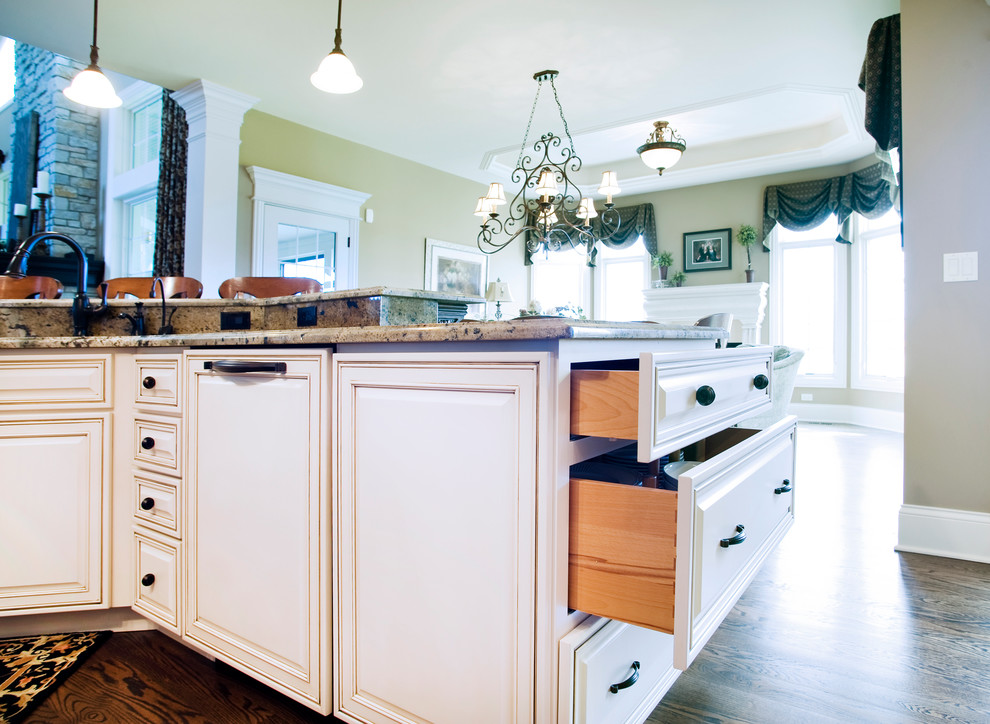 Romantic White Kitchen - Paintgrade - Traditional - Kitchen - Wichita ...