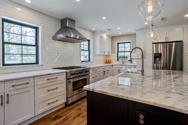 Rose Valley Fabuwood Kitchen - Classique Chic - Cuisine - Philadelphie ...