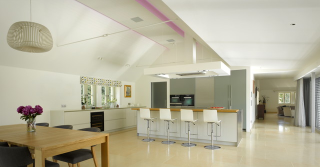 Roundhouse bespoke kitchens - Contemporary - Kitchen - London - by ...