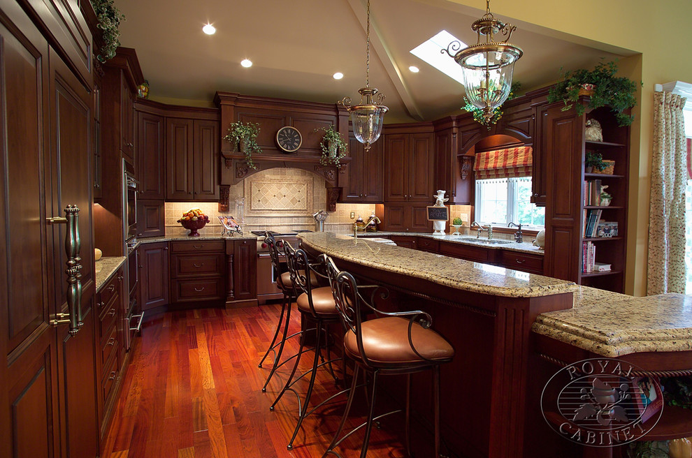 Royal Cabinet Company: Traditional Elegance - Traditional - Kitchen ...