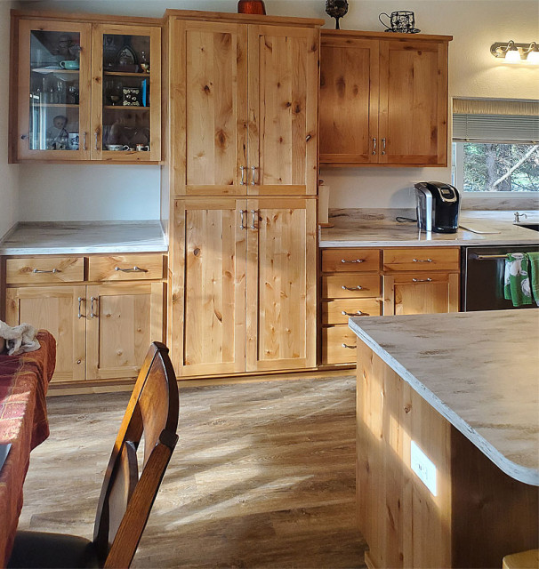 Natural Alder Kitchen Cabinets