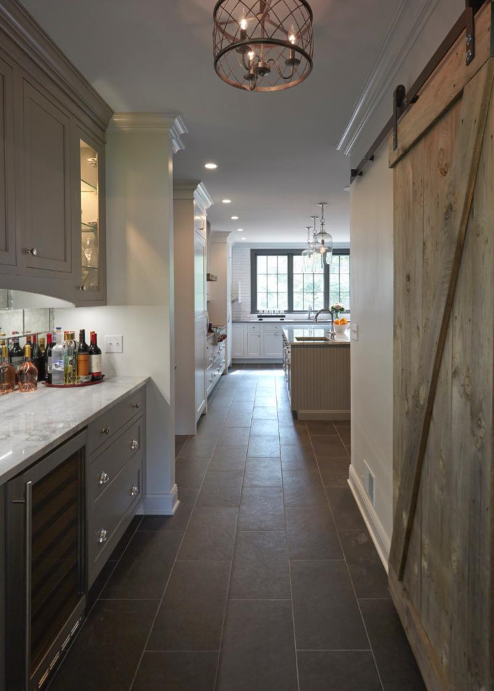 Rustic Cape Cod - Farmhouse - Kitchen - Chicago - by Morgan McMurphy ...