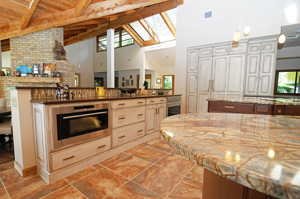 Rustic, Grand Modern Kitchen - Rustic - Kitchen - Orlando - by Elise ...