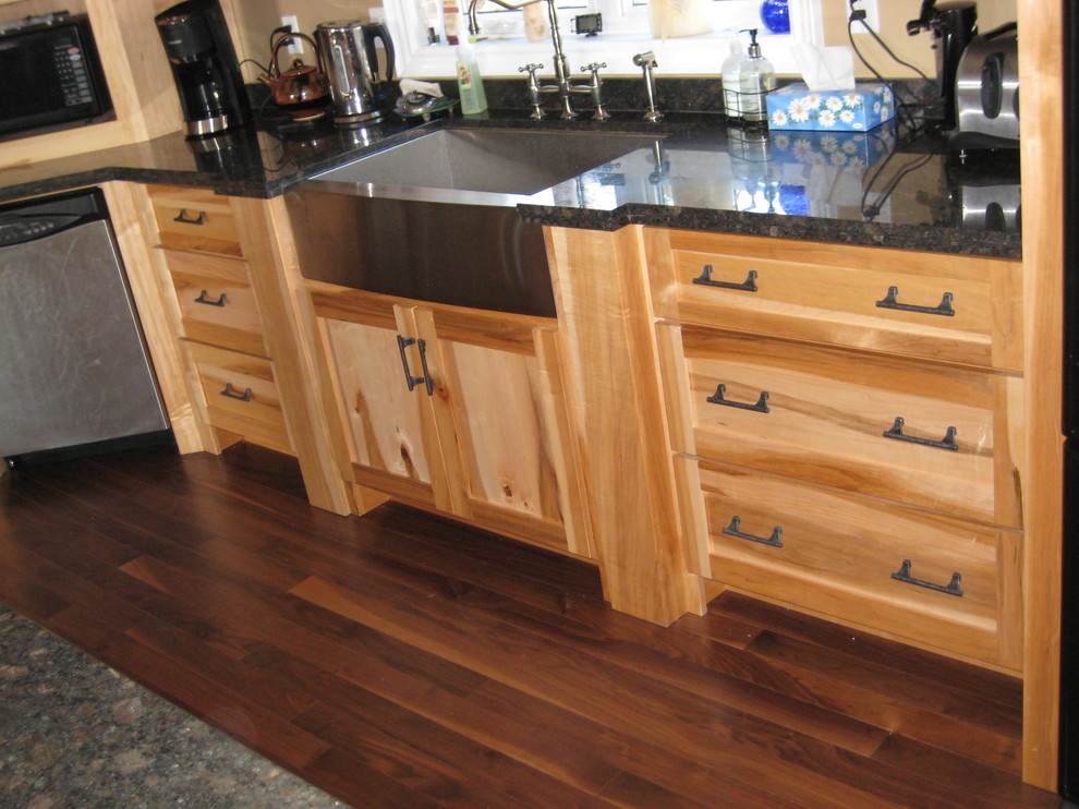 Rustic Hard Maple Kitchen - Traditional - Kitchen - Toronto - by ...