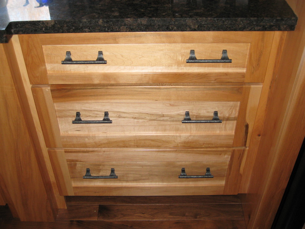 Rustic Hard Maple Kitchen - Traditional - Kitchen - Toronto - by ...