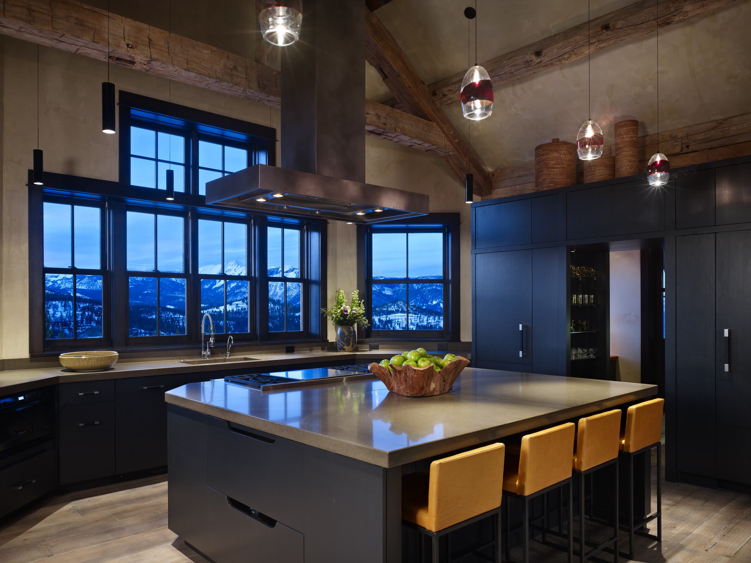 We Can Dream: 28 Kitchens With Breathtaking Views