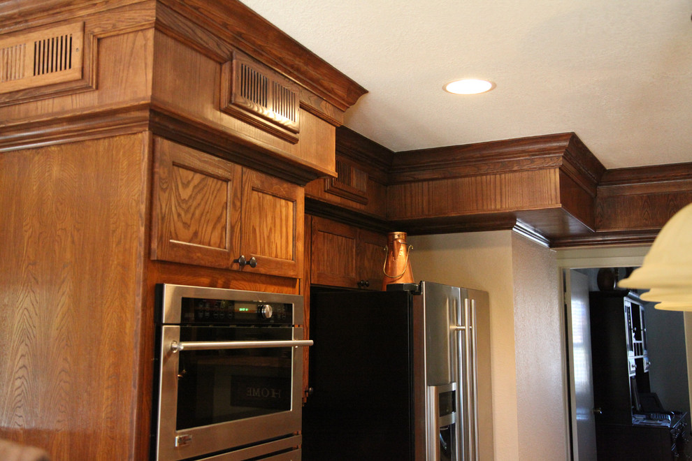 Rustic Kitchen, Terri Marcus, ASID, RID - Klassisch - Küche - Austin ...