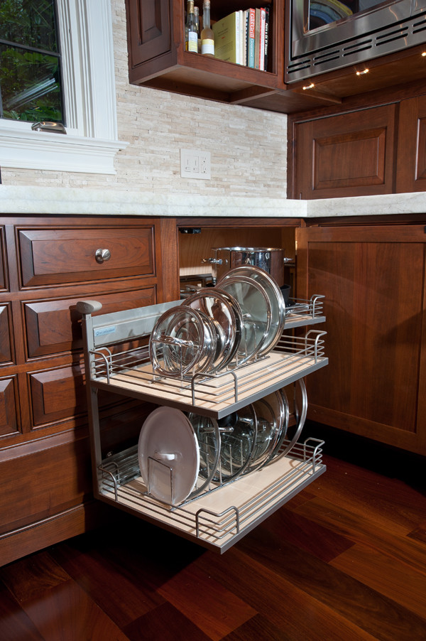 Rutt Classic traditional cherry kitchen - Traditional - Kitchen ...