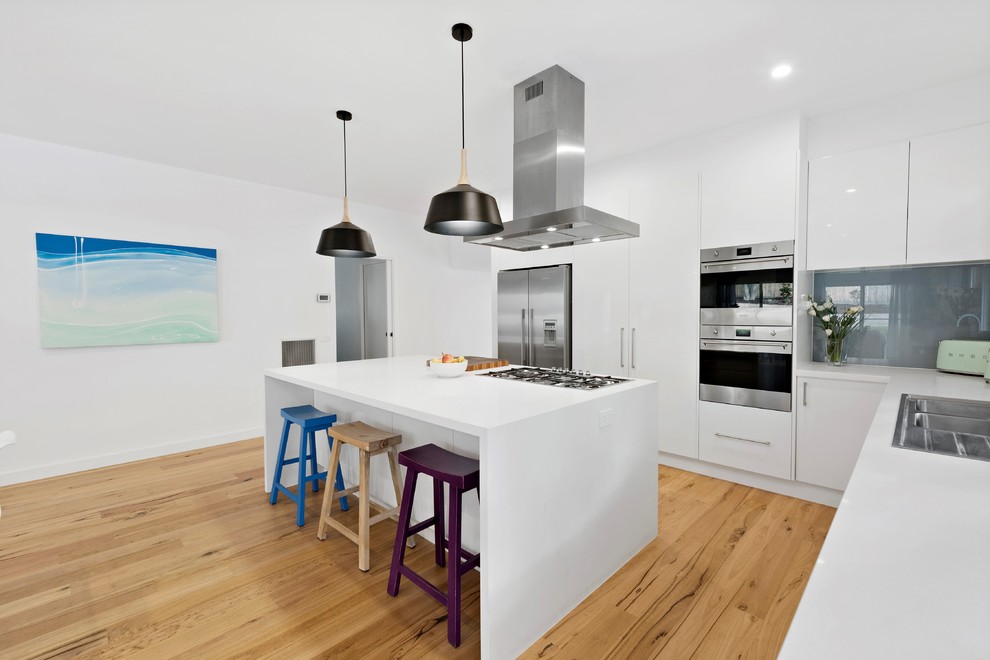 Rye 3 - Beach Style - Kitchen - Melbourne - by Waterson Builders ...