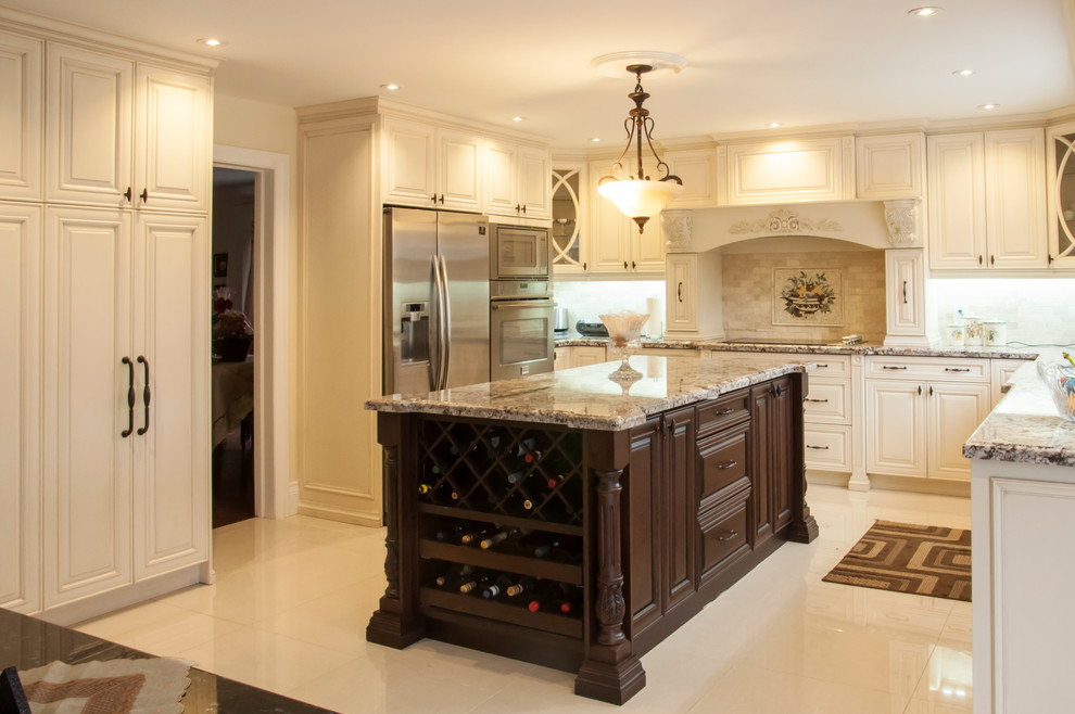 Sab - Traditional - Kitchen - Toronto - by Allson Kitchens | Houzz