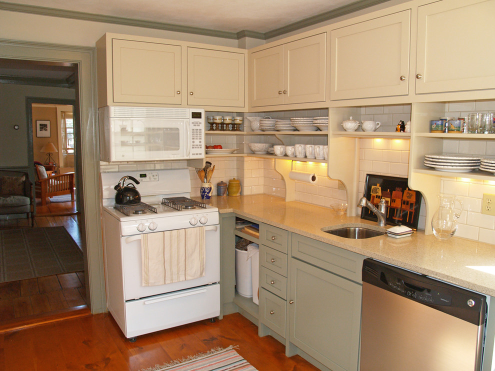 Salem Antique: Kitchen Renovation - Traditional - Kitchen - Boston - by ...