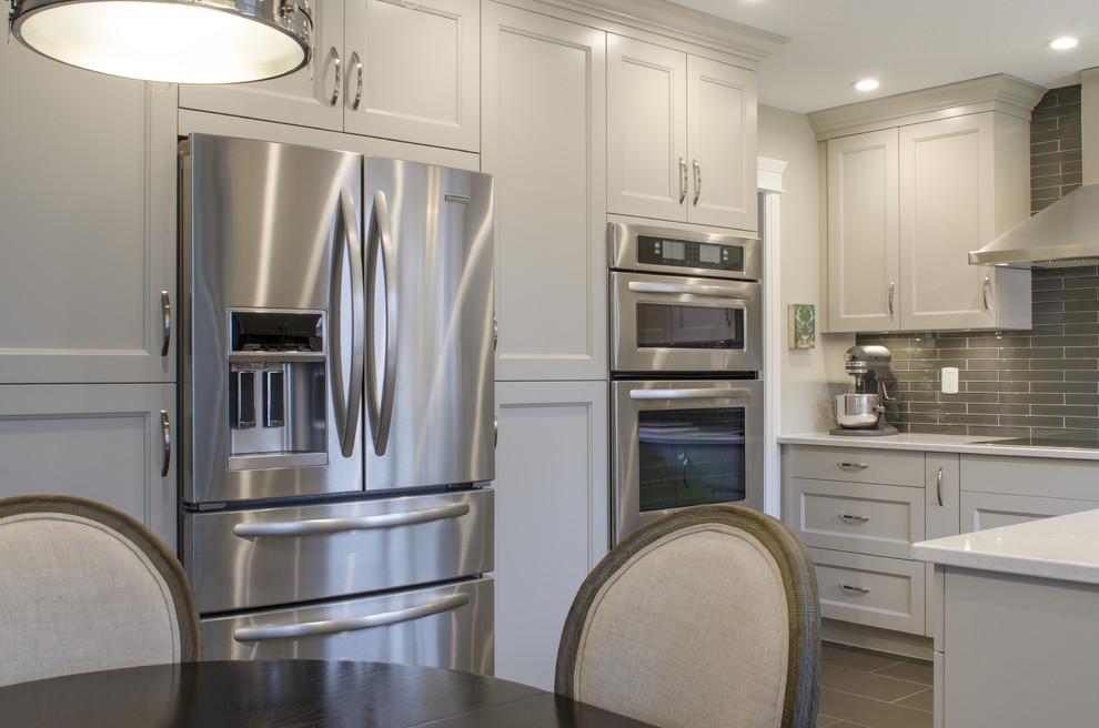Sand White Kitchen - Modern - Kitchen - Vancouver - by Genesis Kitchens ...