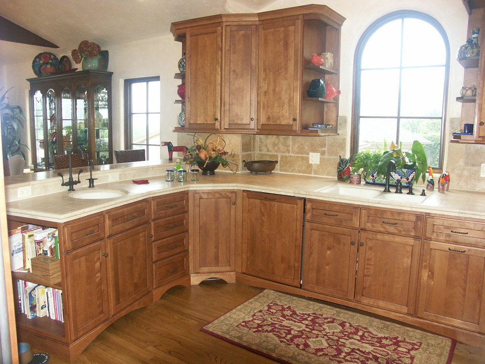 Santa Barbara Mesa Kitchen and Bath Remodel - Mediterranean - Kitchen ...