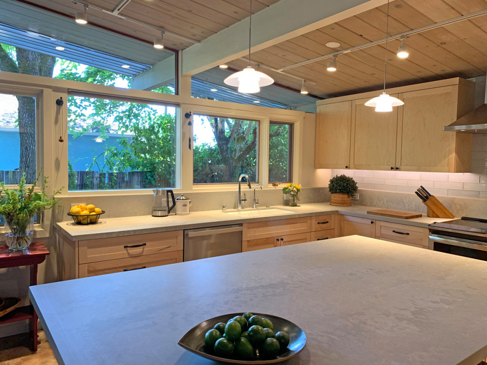 Santa Rosa Light and Bright Kitchen Remodel - Contemporary - Kitchen ...