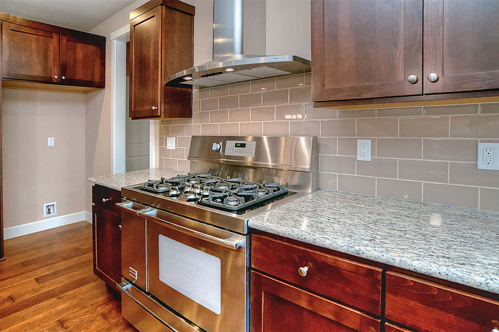 Sapphire 108th - Traditional - Kitchen - Seattle - by Sapphire Homes ...
