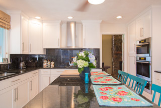 Satin White Kitchen with Pearl Blue Granite - Shabby-chic Style ...