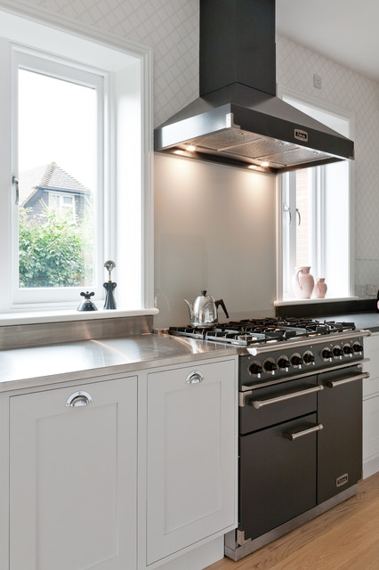 Scandinavian Bliss - Contemporary - Kitchen - London - by Sola Kitchens ...