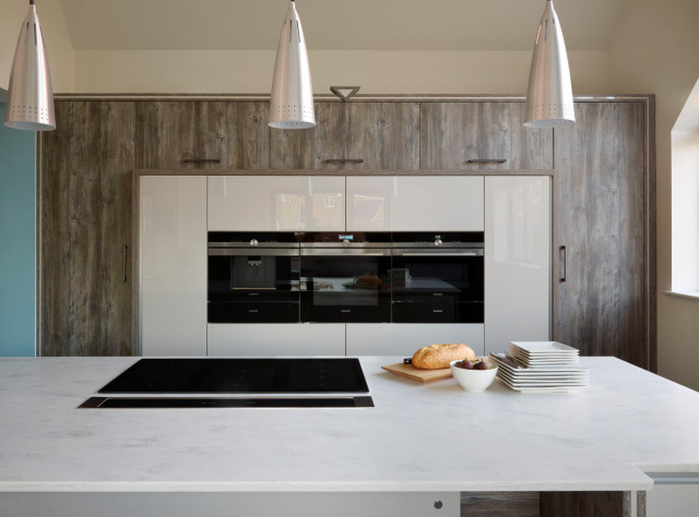 Scandinavian White Gloss Kitchen - Scandinave - Cuisine - Autres ...