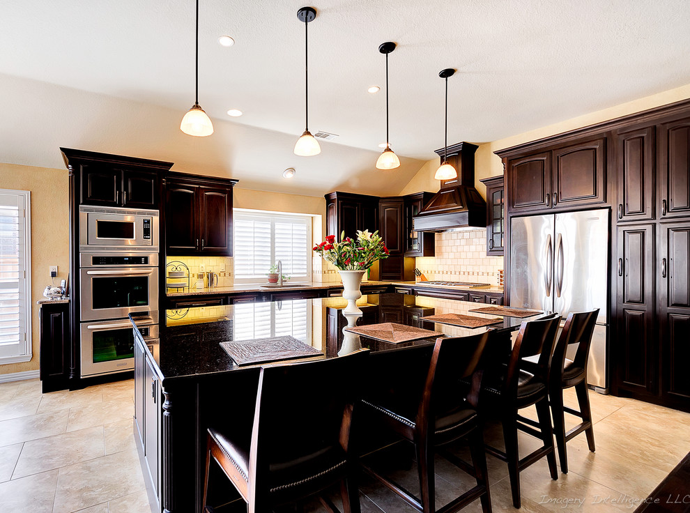 Scenic Drive Project - Traditional - Kitchen - Dallas - by Elite ...