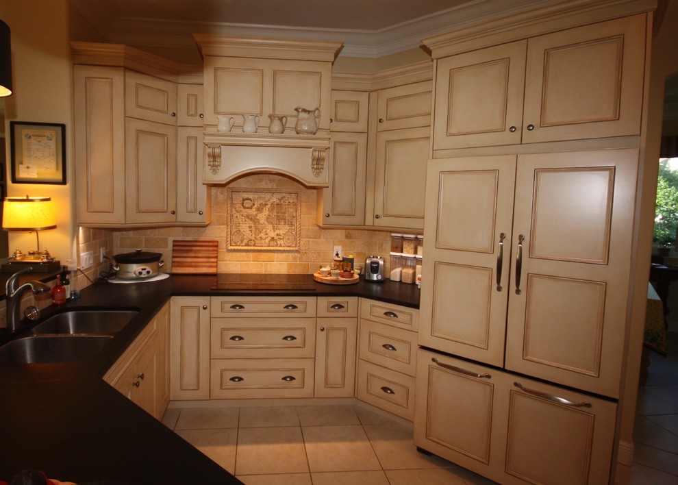 Scott Kitchen - Mediterranean - Kitchen - Miami - by Kitchens By Design ...