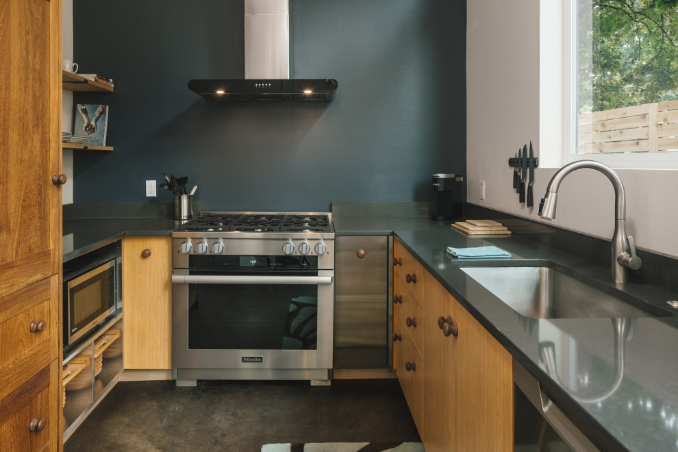 SE Portland ADU - Modern - Kitchen - Portland - by Chad Ruhoff | Houzz