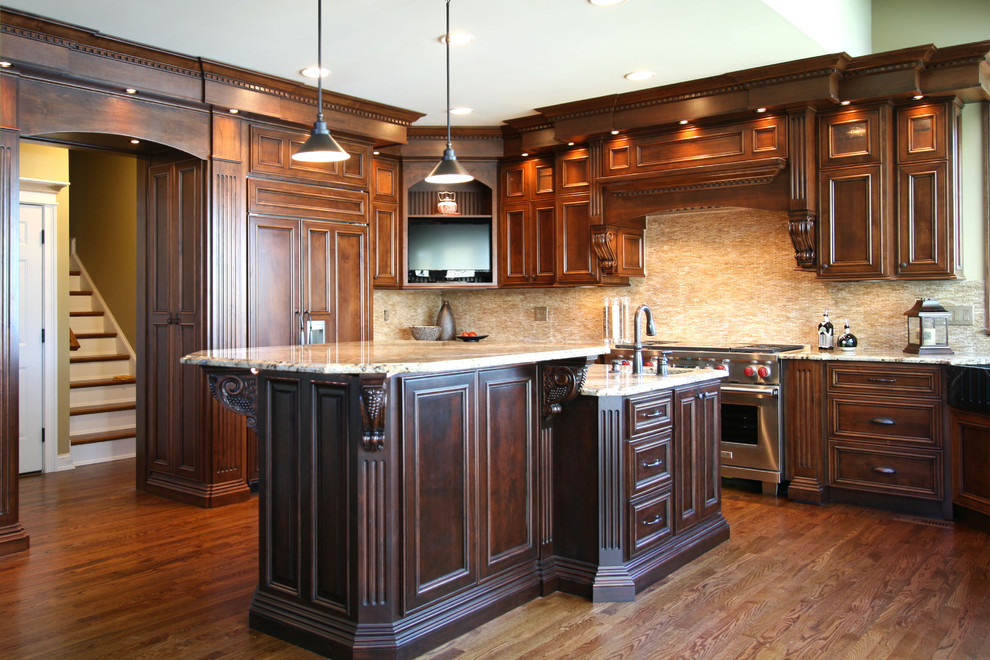 Select Alder - Traditional - Kitchen - Charlotte - by Walker ...