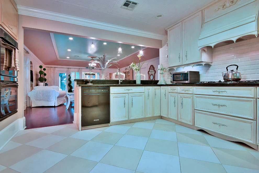 Shabby Chic, Shades of White, Kitchen - Shabby-chic Style - Kitchen ...