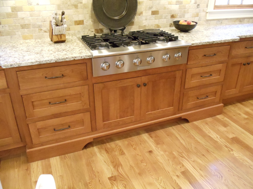 Shaker Cherry Beaded Inset Kitchen - Traditional - Kitchen - Atlanta ...