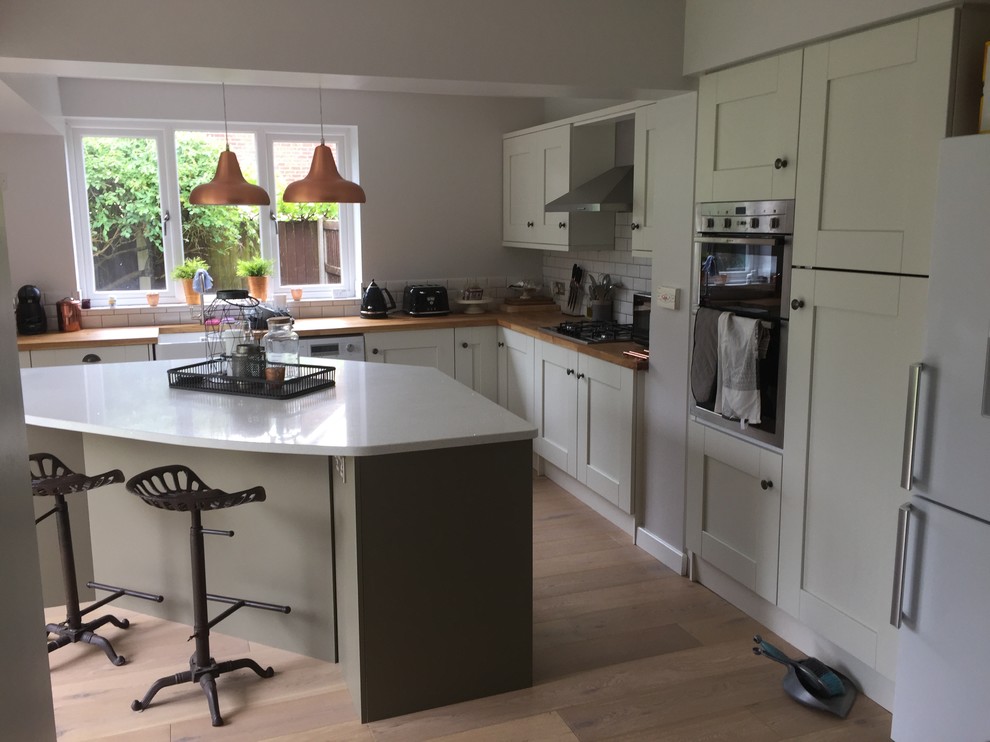 Shaker Style Kitchen in Mobberley - Modern - Kitchen - Manchester - by MLS Kitchens | Houzz