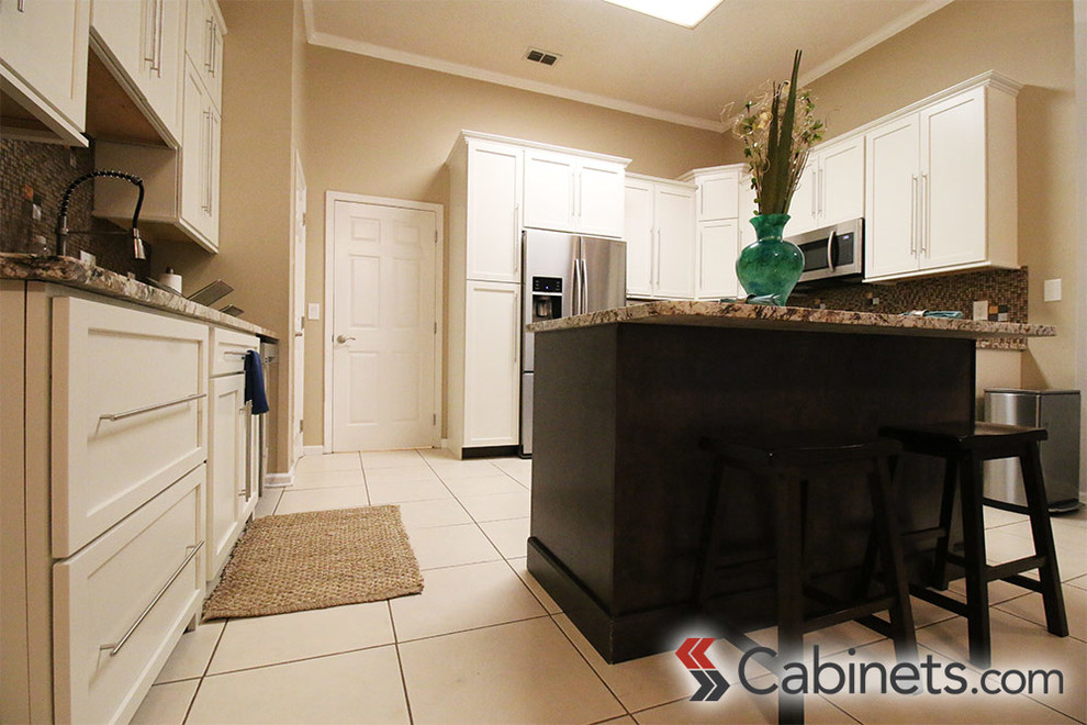 Shaker Style Modern Kitchen with Alabaster Cabinets - Modern - Kitchen ...