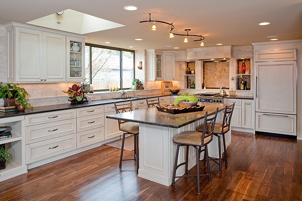 Shane Remodel - Traditional - Kitchen - Seattle - by Logan's Hammer ...