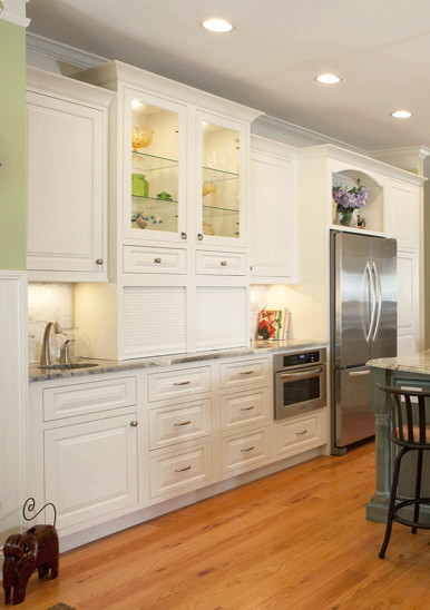 Shiloh Cabinetry - Traditional - Kitchen - Indianapolis - by Great ...