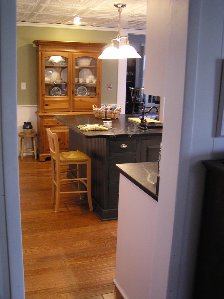 Shirley Corwin - Farmhouse - Kitchen - Cleveland | Houzz