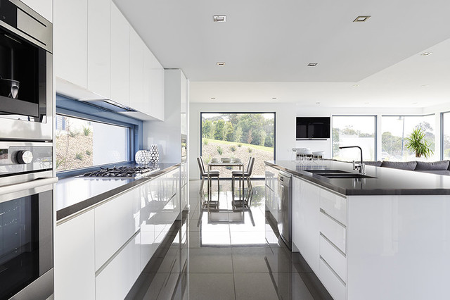 Shona Place, Mount Martha - Modern - Kitchen - Melbourne - by User | Houzz
