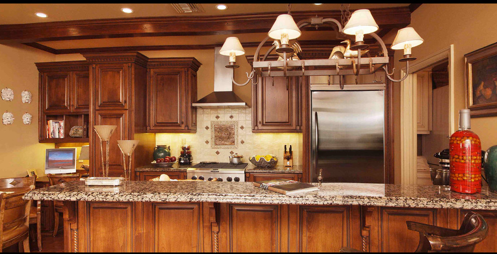 Showcase 2002 - Traditional - Kitchen - Los Angeles - by Reaume ...