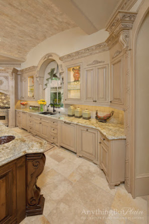 Showhouse Kitchen - Traditional - Kitchen - Houston - by Anything But ...