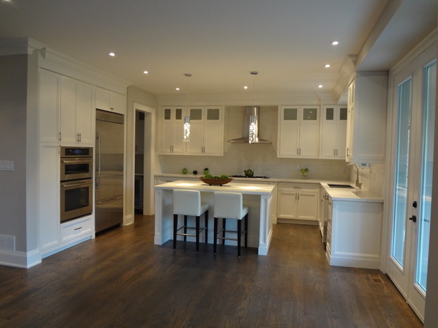 Signature Custom Cabinets- Painted Kitchen - Cuisine - Toronto - par ...