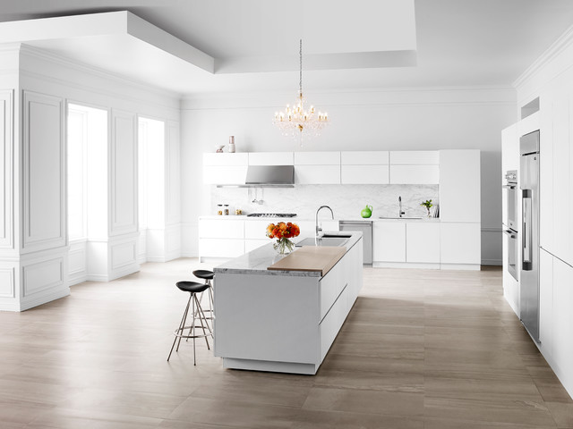 Signature Kitchen Suite - Contemporary - Kitchen - New York - by ...