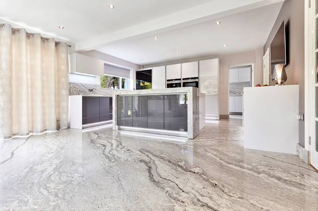 Silk Grey & Classic Grey handle-less kitchen - Contemporary - Kitchen ...