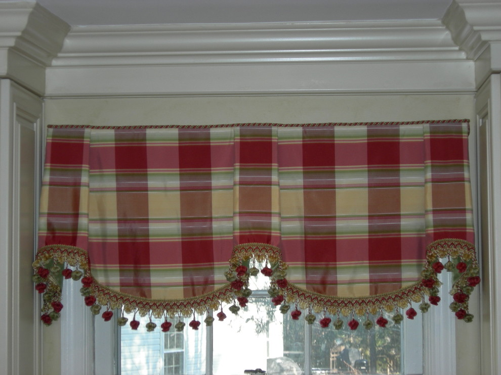 Silk Sheffield Valance - Traditional - Kitchen - Other | Houzz