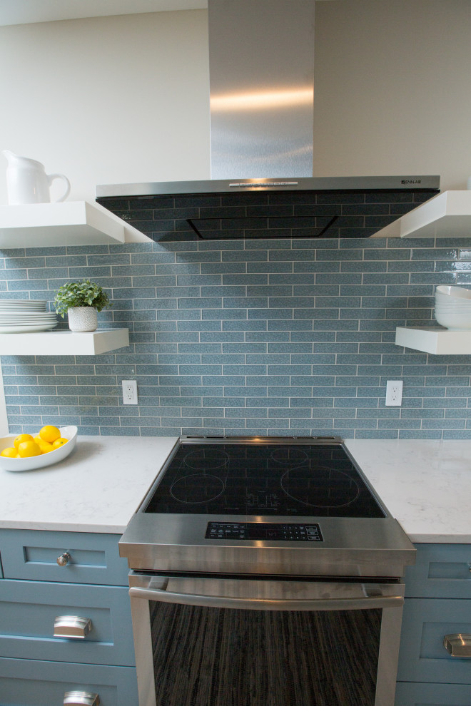 Silver Beach House - Beach Style - Kitchen - Other - by Welcome Home ...
